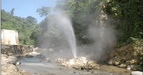 Gambar di atas adalah hasil gejala post vulkanisme...